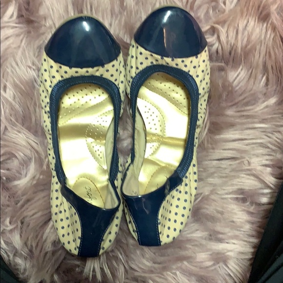 dexflex comfort | Shoes | Dexflex Comfort Flats | Poshmark